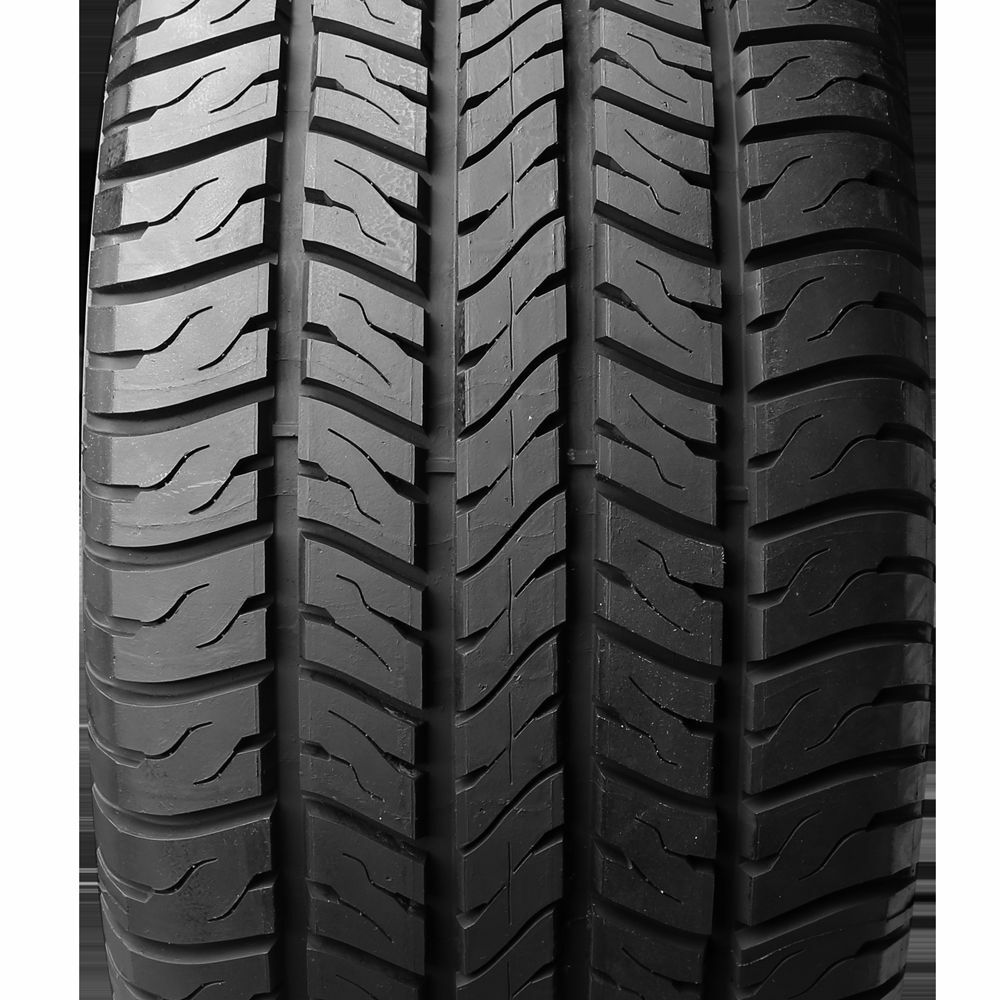 VOGUE TYRE 225 60 16 WHITE AND GOLD SET OF 2 TIRES – BiggDaddyCaddy